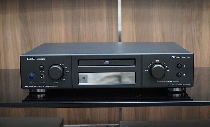 CD kiêm giải mã CEC 3800 - CD giải mã đa dụng từ CEC Japan